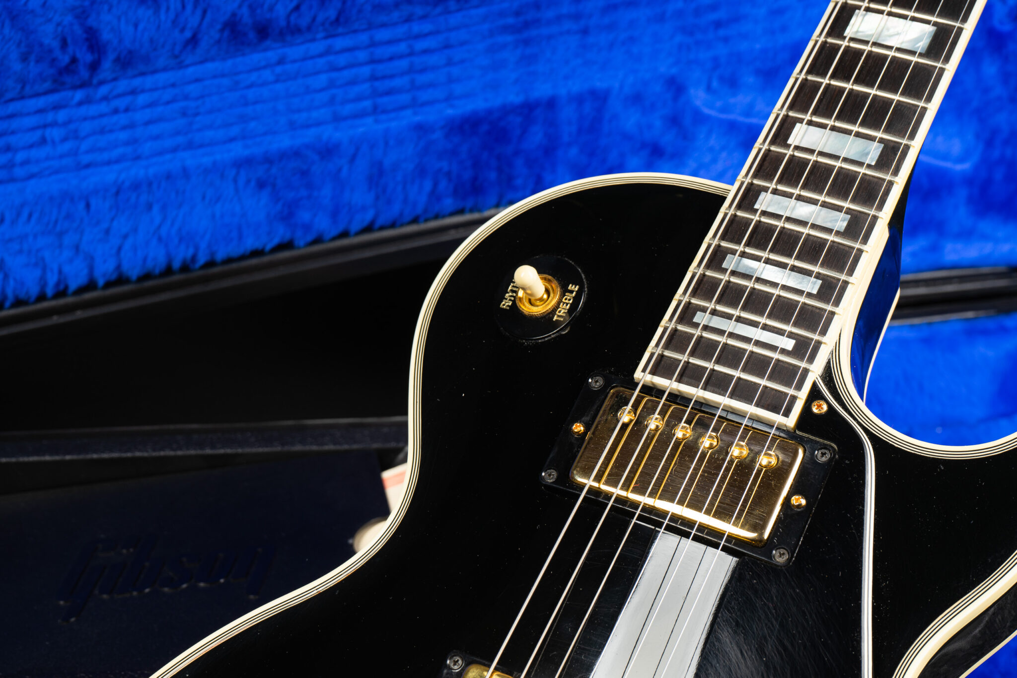 1987 Gibson Les Paul Custom – Ebony …mint! – GuitarPoint