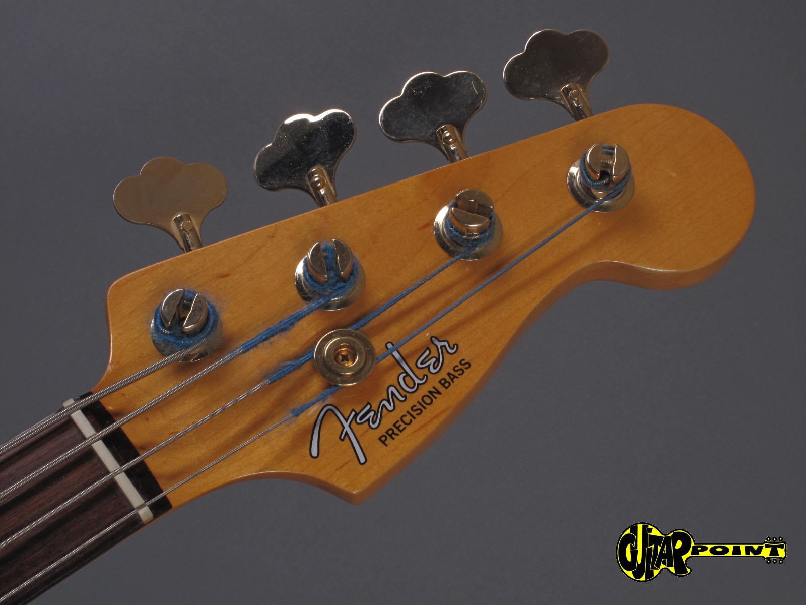 1989 Fender´62 Precision Bass - "Mary Kaye" Vintage Reissue - GuitarPoint