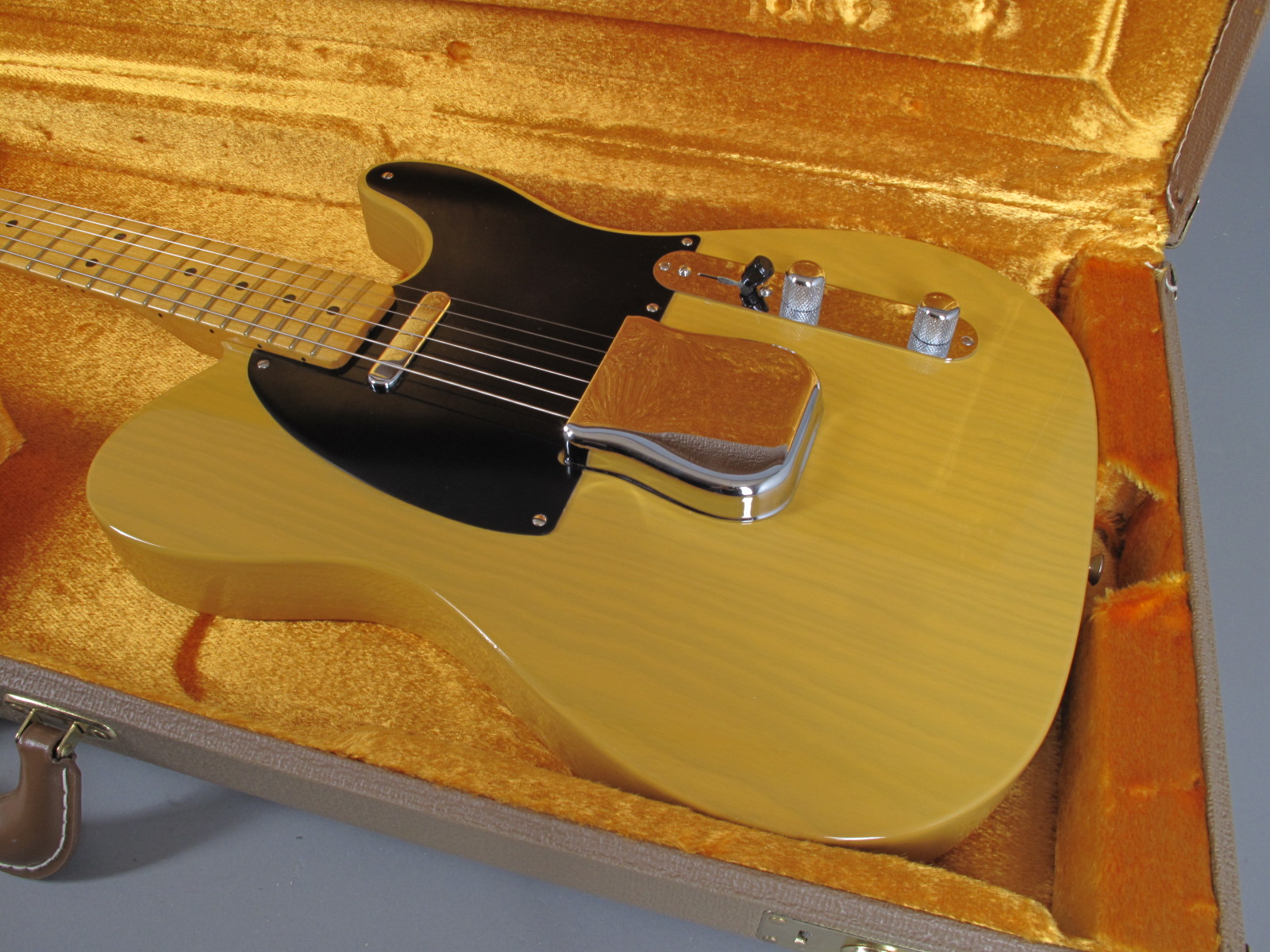 2011 Fender American Vintage 1952 Telecaster Reissue – Butterscotch ...