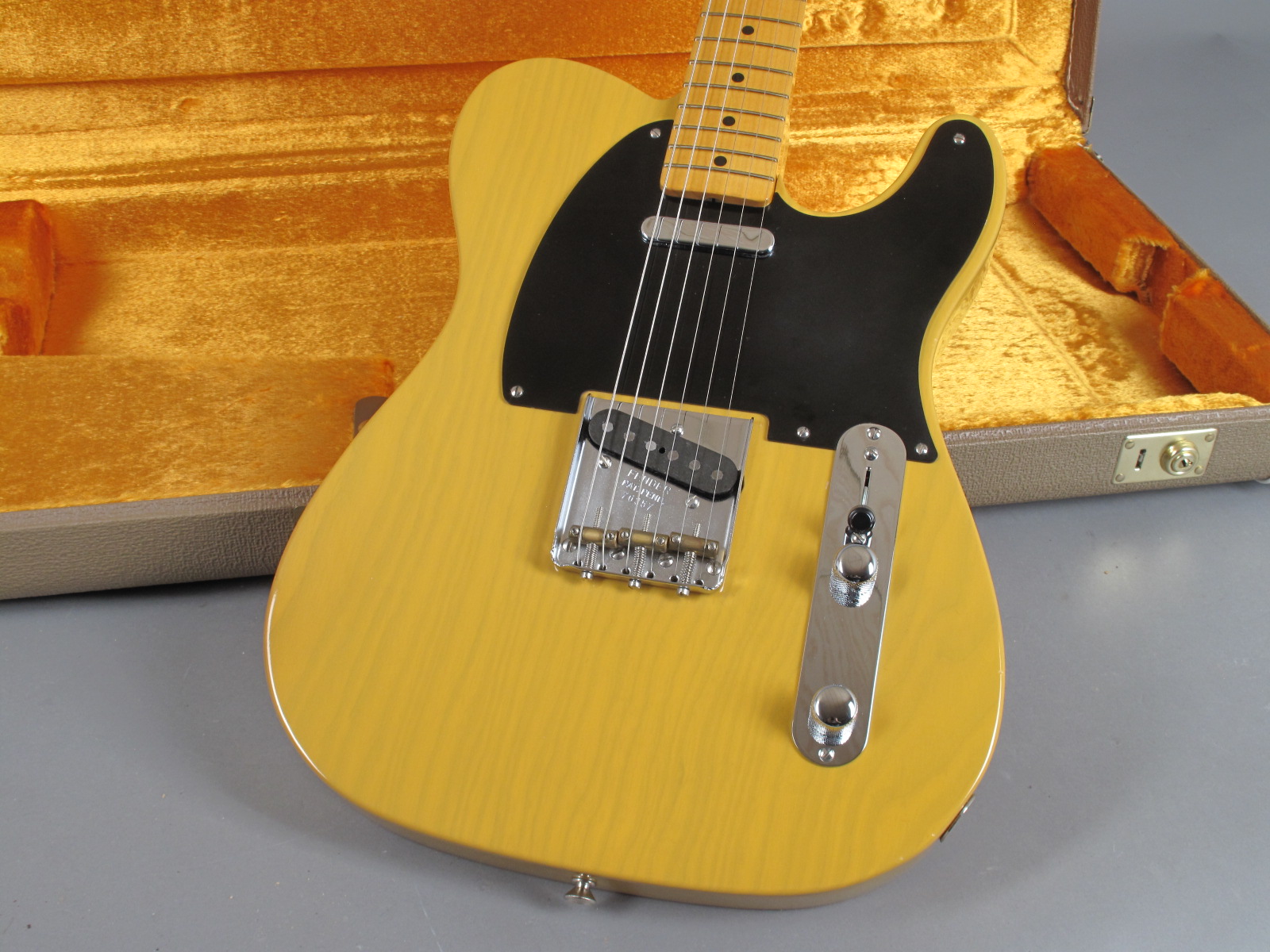2011 Fender American Vintage 1952 Telecaster Reissue – Butterscotch ...