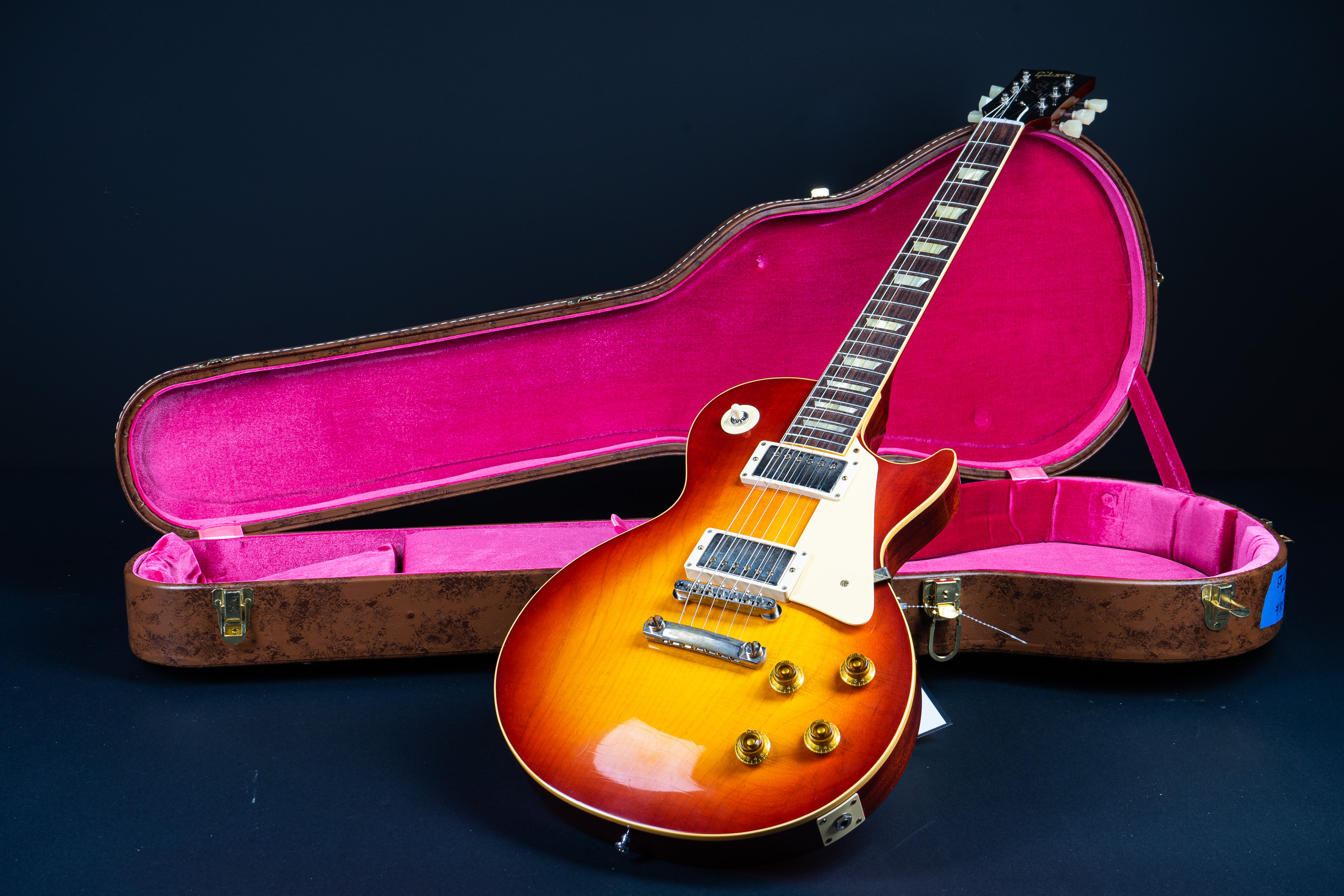 Gibson 1958 Les Paul Standard Murphy Lab Ultra Light Aged – Washed Cherry Sunburst – GuitarPoint