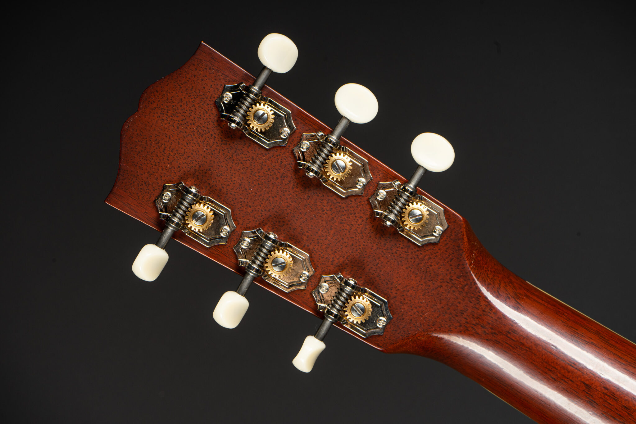 Gibson Custom Shop 1939 J-55 – Sunburst – GuitarPoint