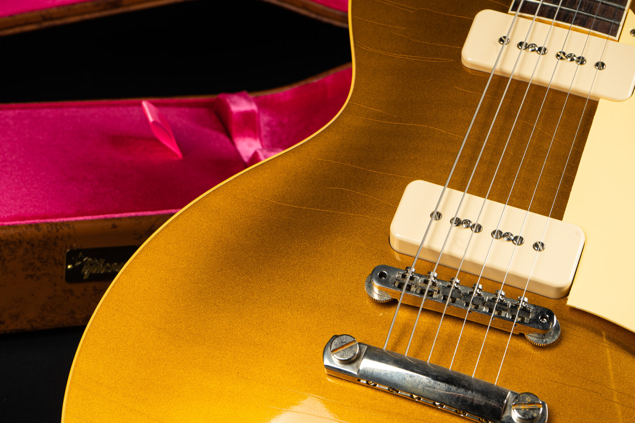 Gibson Custom Shop 1956 Les Paul Ultra Light Aged – Goldtop – GuitarPoint