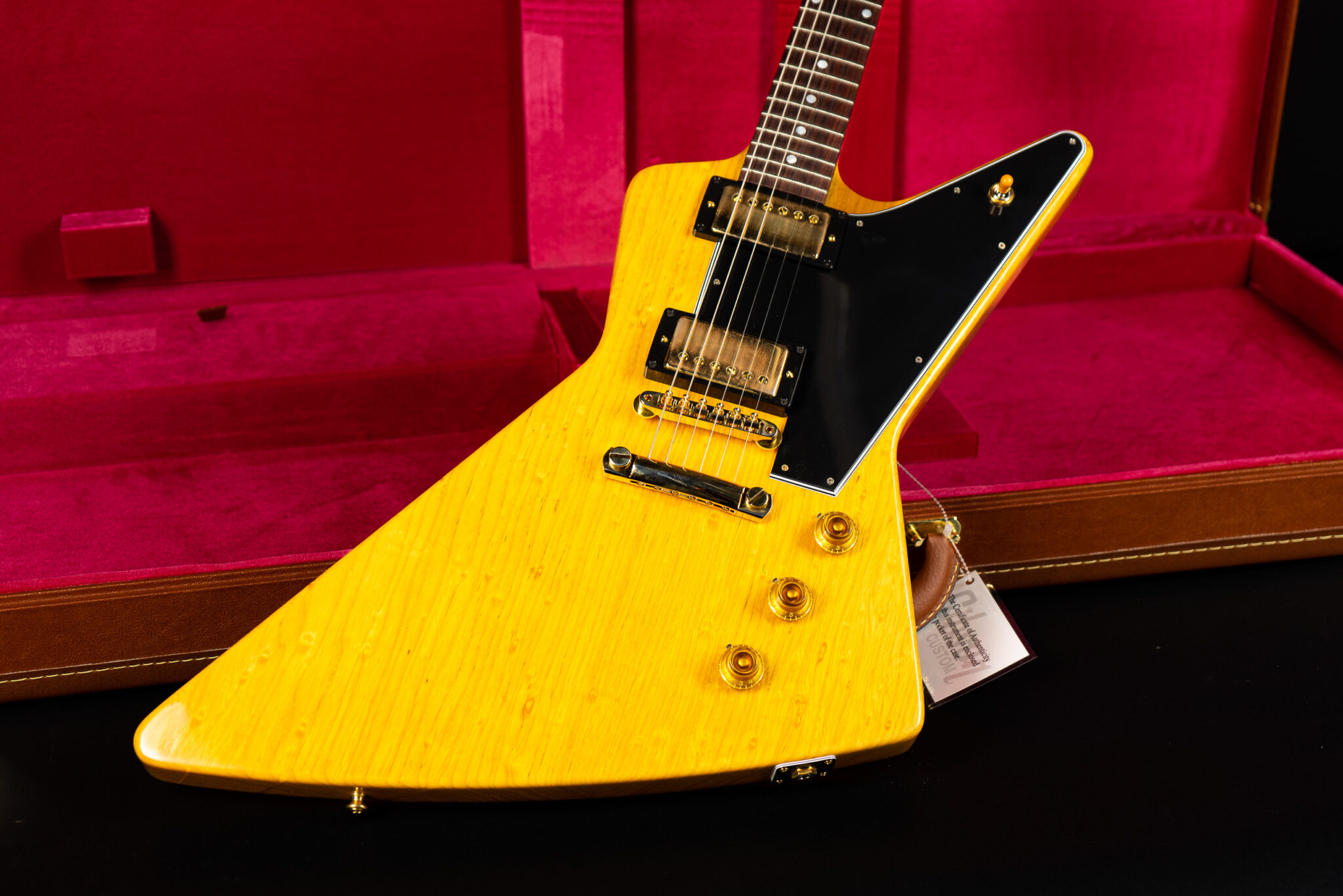 Gibson Custom Shop 1958 Explorer Korina – Black Pickguard and Birdseye ...