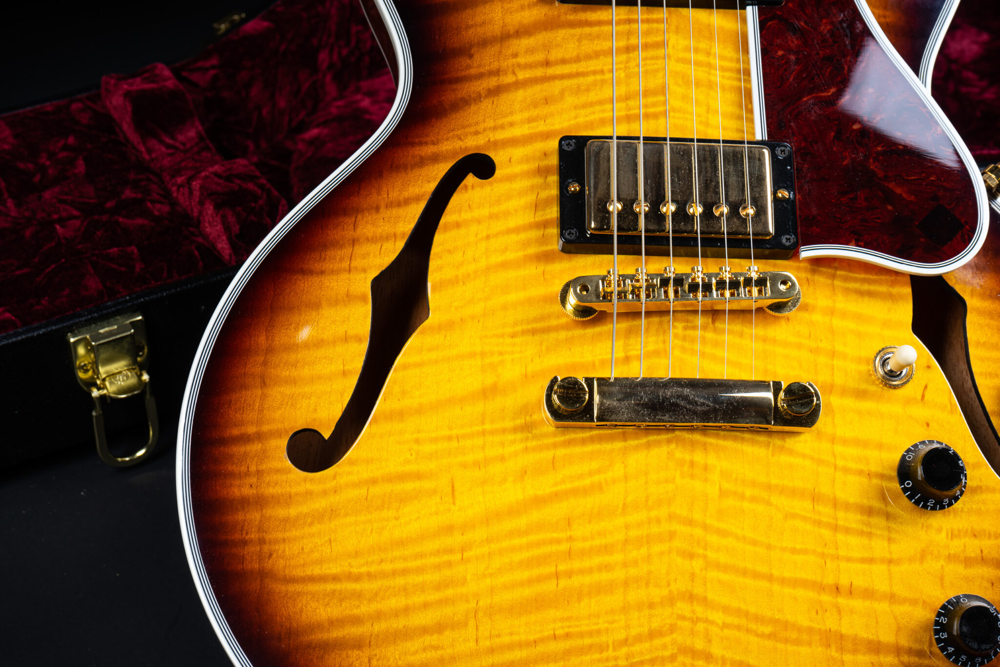Gibson Custom Shop CS-356 Flametop – Vintage Sunburst – GuitarPoint