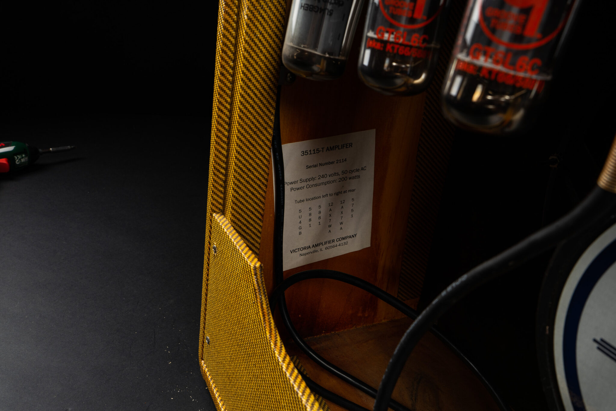 Victoria Model 35115 Tweed Pro 28W 2x6L6GC – GuitarPoint